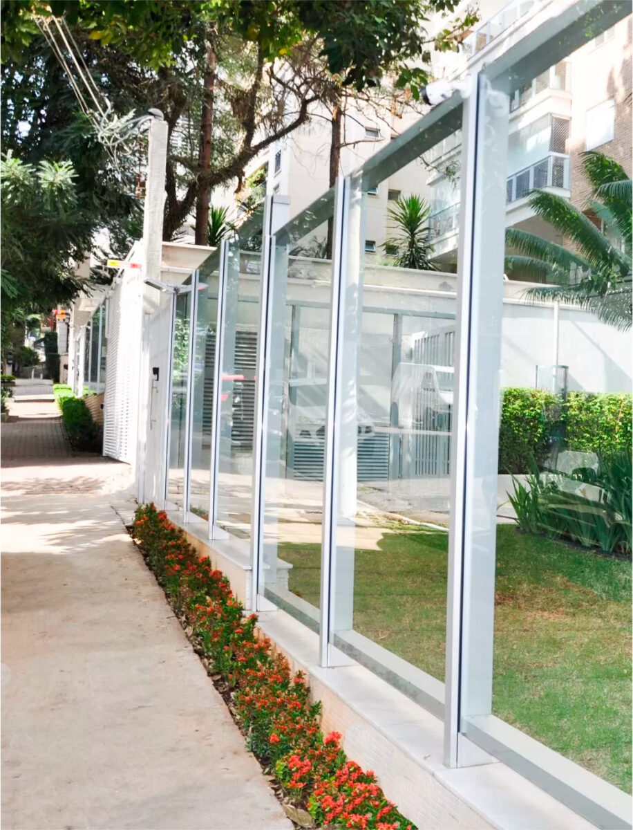 MUROS DE VIDRO - Sanglass